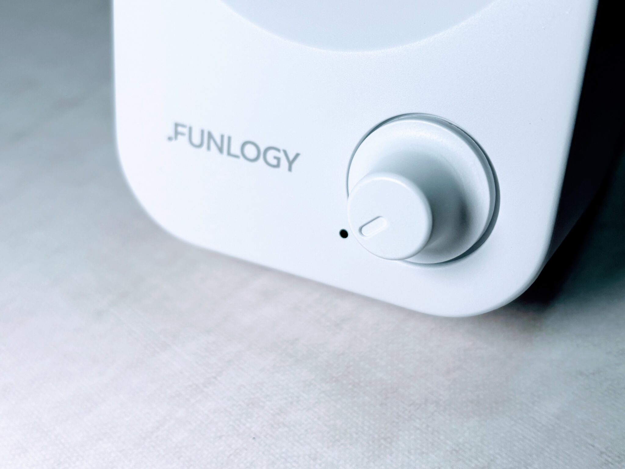 小さくても満足できる音。『FUNLOGY Speaker』レビュー | ガジェリアン